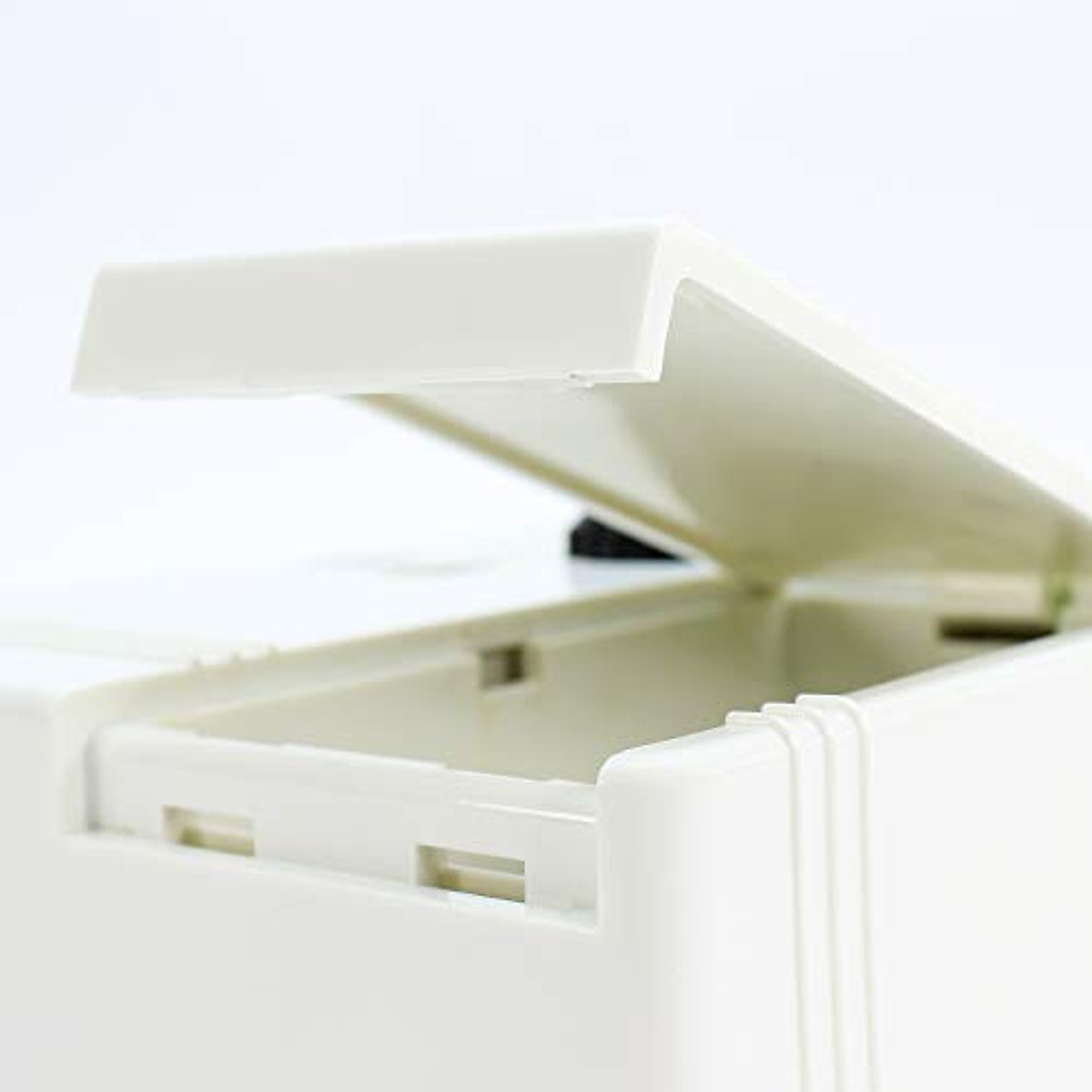 Penn-Plax Air Pod Aquarium Air Pump for Power Outage Automatic Turn On Keeps Fish Safe Up to 55 Gallons, Model:APB1