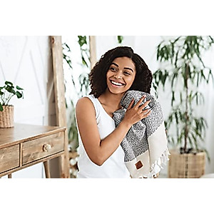 GOLD CASE Zeus Original Turkish Hand Towels - Set of 4-20x40 100% Cotton Decorative Bathroom and Kitchen Towel for Hand, Face, Hair, Head, Farmhouse, Yoga, Gym. Tea Towel & Dishcloth, Black