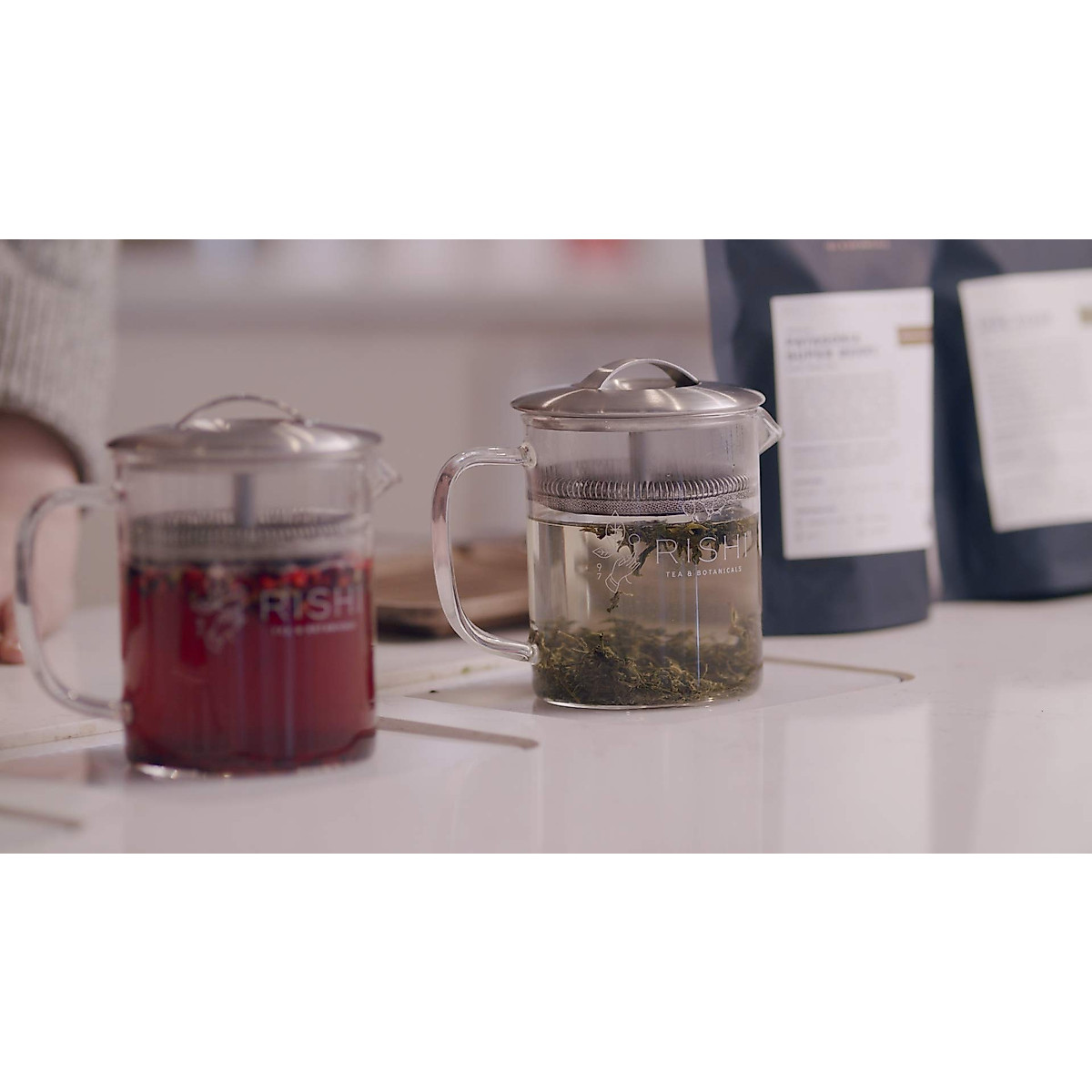 Rishi Tea Masala Chai Tea | USDA Organic Direct Trade Loose Leaf Tea, Certified Kosher Assam Black Tea Blend with Whole Spices, Energizing & Caffeinated | 16 Ounces (Pack of 1)