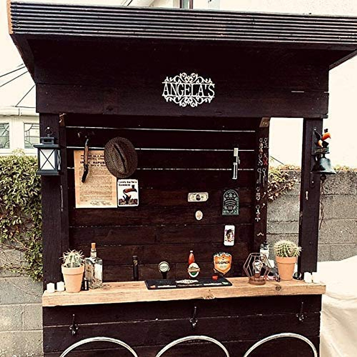 Personalized Metal Name Sign Outdoor Wall Hanging Family Last Name Signs Monogram Garden Front Door Custom Wedding Sign Wall Art Decor Ornament Housewarming Personalized Gifts for Hostess Holiday Gift