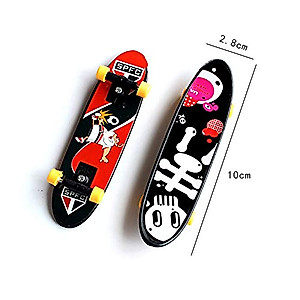 DOYIFUN Pack of 10 Professional Mini Finger Skateboard, Creative Fingertips Movement Party Favors Novelty Toys for Kids Party Supplies Props Decoration