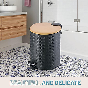 AWENN - Kitchen Garbage Trash Can with Wooden Lid and Pedal - Touchless Round Shape Waste Bin - Stainless Steel Dustbin for Kitchen, Bathroom, Office and Outdoors – Black (1.3 Gallon – 5 Liters)