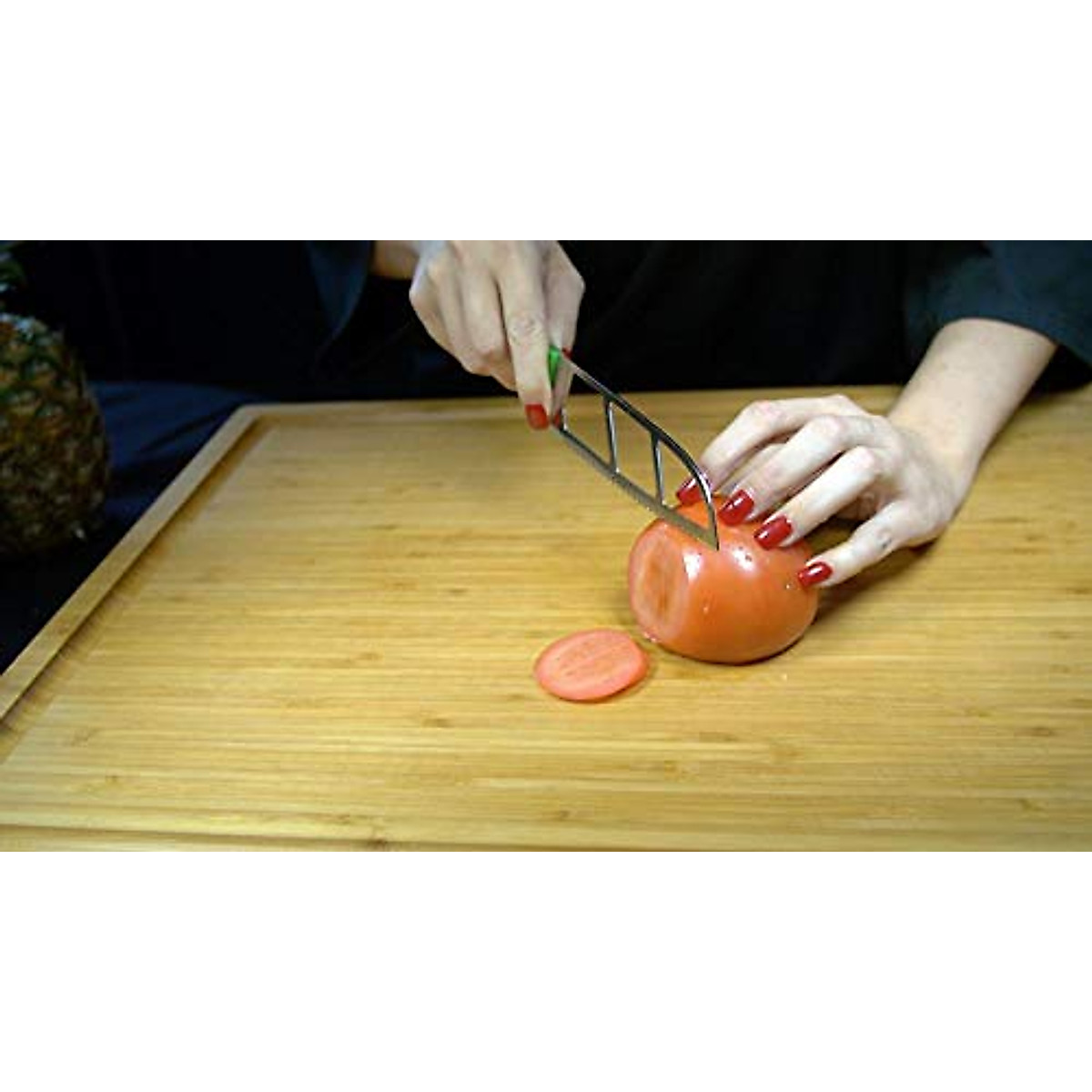 EASYSLICE 6 Inch Knife With Scalloped Double Serrations