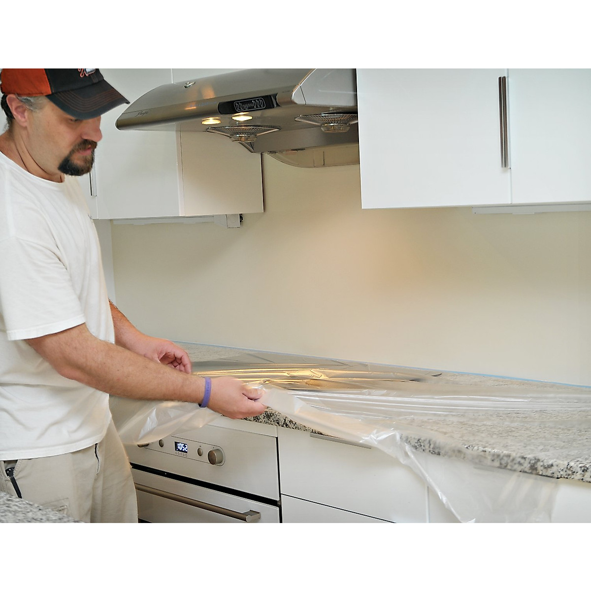 Trimaco 949460 Easy Mask Tape & Drape Pre-Tape Masking Film with 14 day Blue PerfectEdge Tape, 0.6m x 22m