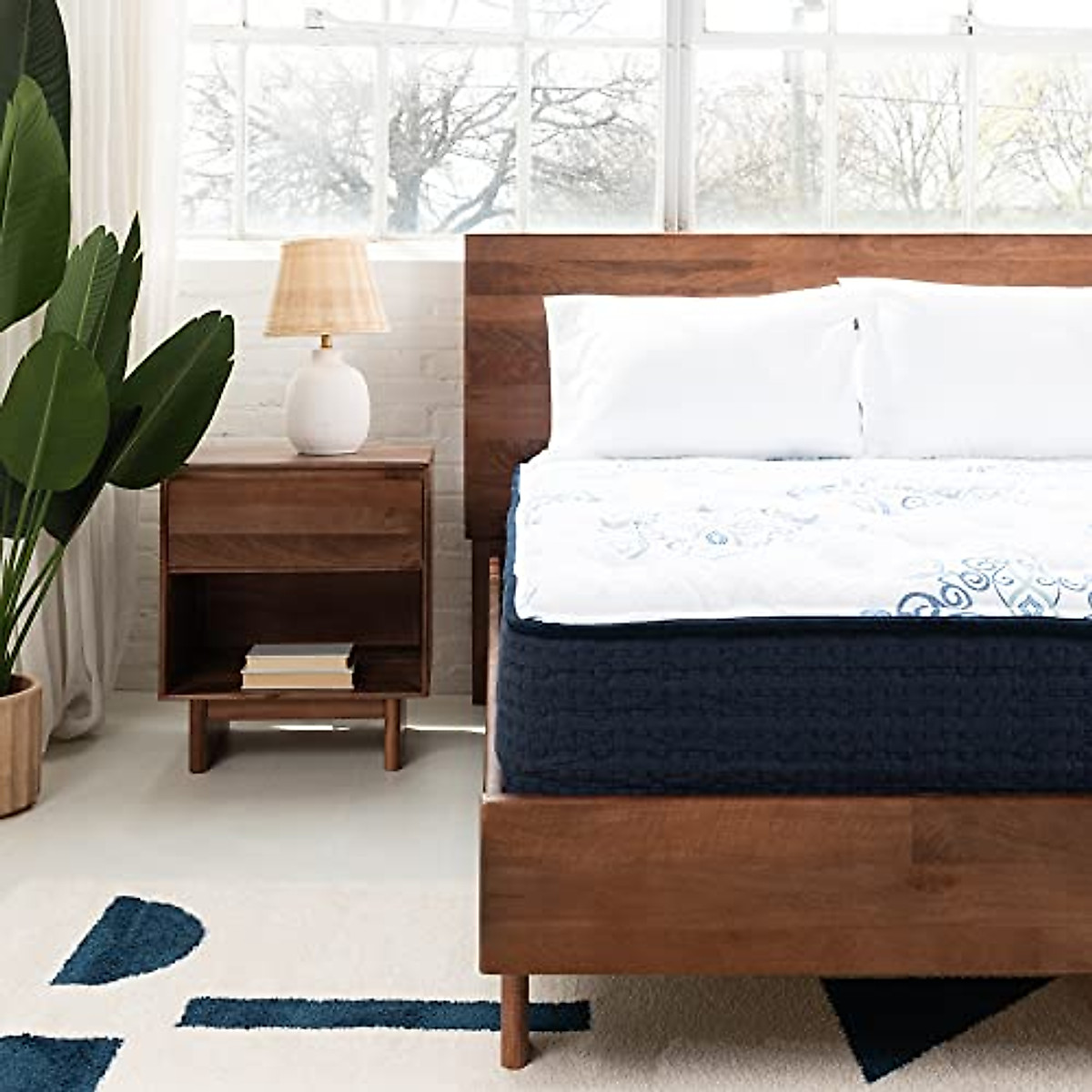 Signature Design by Ashley Mt Dana 15 Inch Plush Hybrid Mattress, CertiPUR-US Certified Foam, Queen