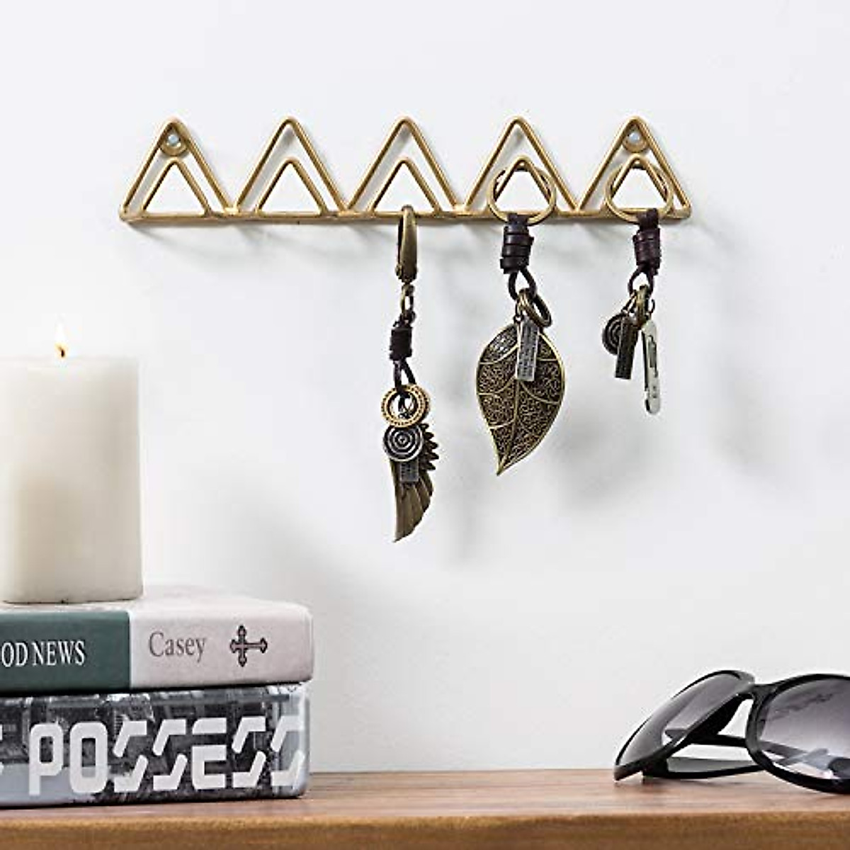 MyGift Modern Gold Metal Wall Key Rack Organizer for Wall with 5 Hooks and Triangle Design