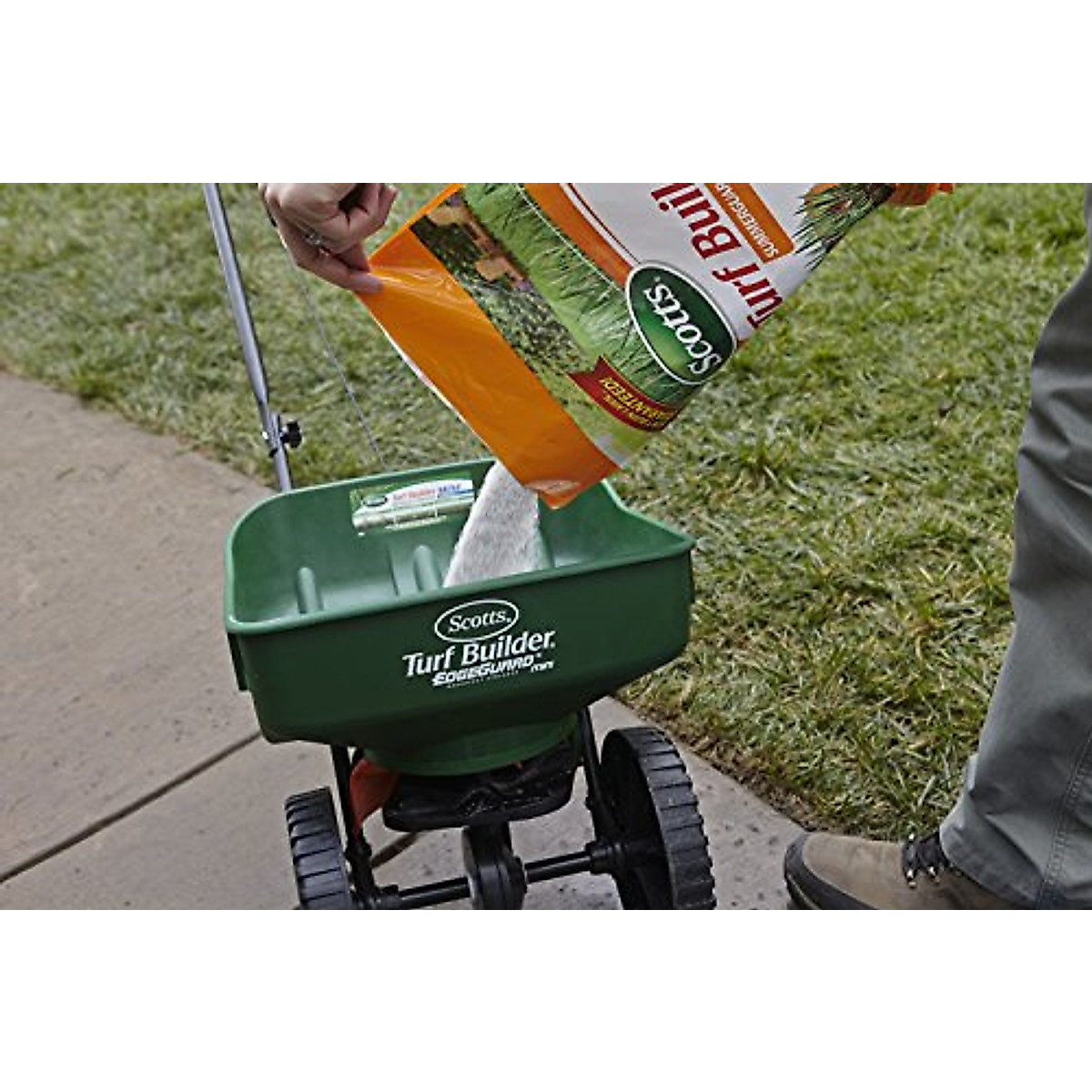 Scotts Turf Builder Mini Spreader & SummerGuard Lawn Food Bundle