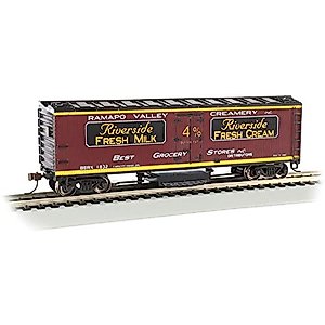 Bachmann Trains - Track Cleaning Reefer - RAMAPO VALLEY, Prototypical Brown (16333)