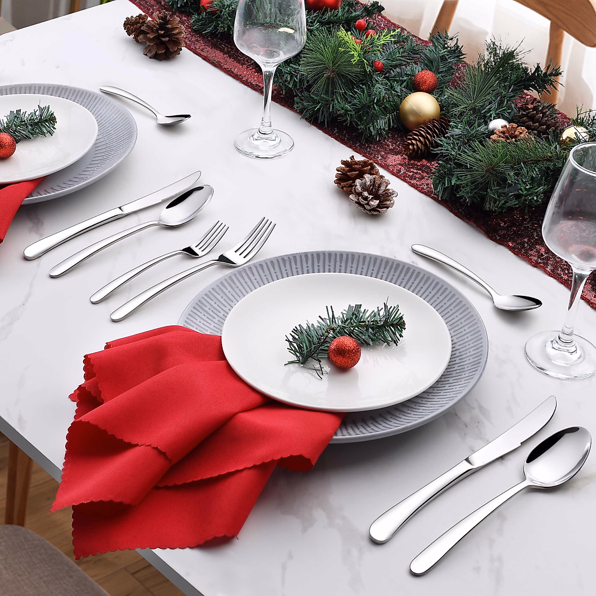 Onader 65 Piece Heavy Duty Silverware Set with Serving Utensils Stainless Steel Flatware Cutlery Set for 12