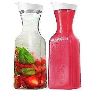 DilaBee Plastic Water Pitcher With Lid - Square Carafe Pitchers for Drinks, Milk, Smoothie, Iced Tea, Mimosa Bar Supplies - BPA-Free - NOT DISHWASHER SAFE (2, Clear, 32 Ounce)