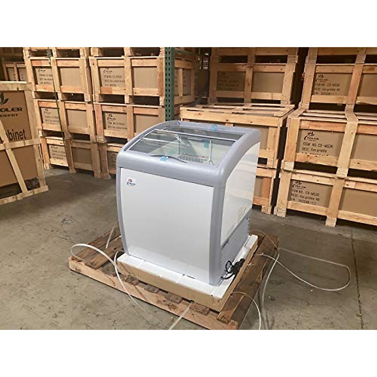 Chest Freezer Glass Door sliding Commercial Ice Cream Freezer 26" White Curve Display Top w/Storage Baskets - 5.7 Cu.Ft