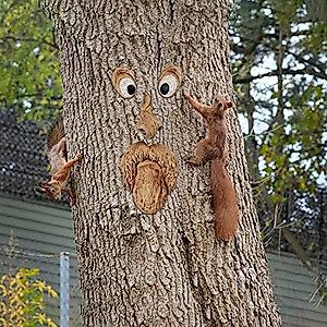 Old Man Tree Hugger Tree Face Decor Statues Bark Ghost Face Facial Features Decoration Whimsical Sculpture Garden Peeker Tree Face Decor for Outdoor Funny Yard Garden Art for Easter Creative Props