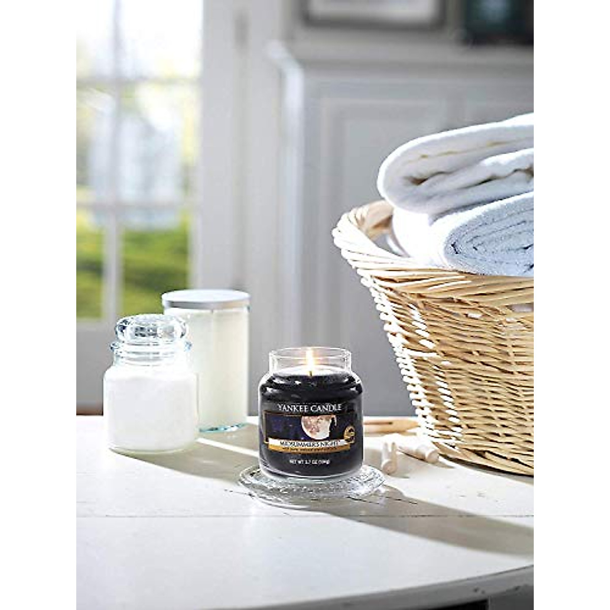 Yankee Candle Midsummer's Night Small Jar Candle, Fresh Scent