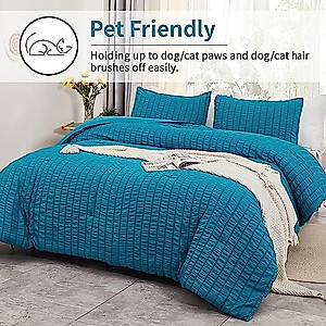 AveLom Teal Seersucker California King Comforter Set (104x96 inches), 3 Pieces-100% Soft Washed Microfiber Lightweight Comforter with 2 Pillowcases, All Season Down Alternative Bedding Set