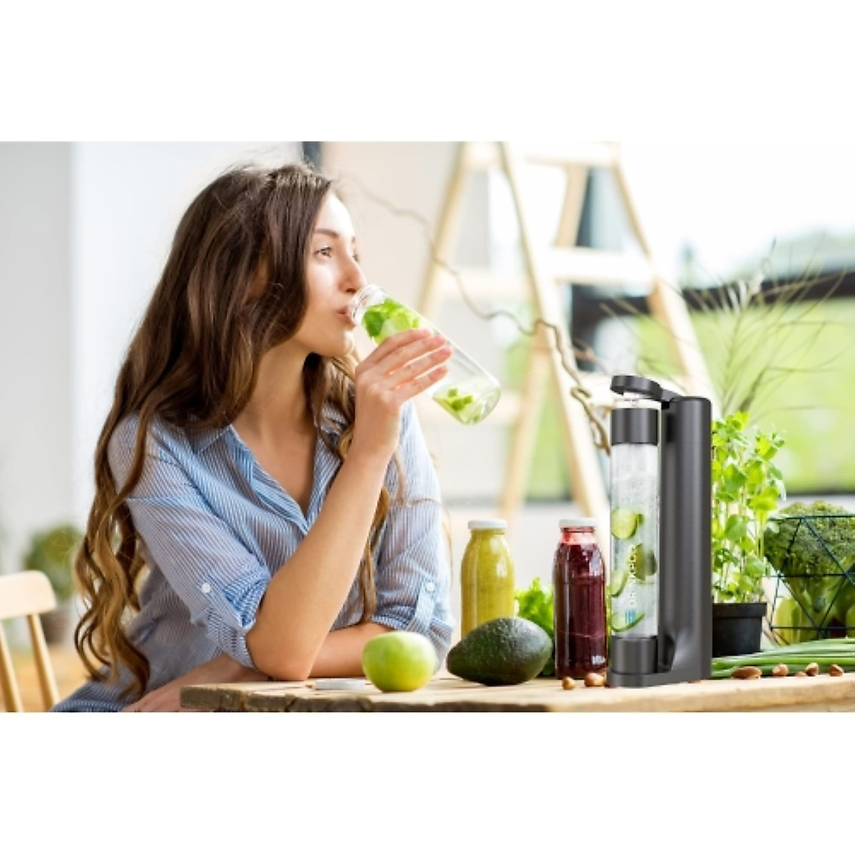 Fizzpod Home Soda Maker Sparkling Water Carbonator With 3 Bottles and 2 Bottle Brushes (Black)