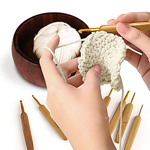 Wooden Yarn Bowl Holder, Craft Knitting Bowl with 8pcs Metal Crochet Hooks, 7.9''Large Yarn Holder Dispenser Yarn Storage Bowls, for Knitters & Crocheters (Brown 7.9 inch)