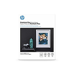 HP Premium Plus Photo Paper, Glossy, 8.5x11 in, 25 sheets (CR670A)