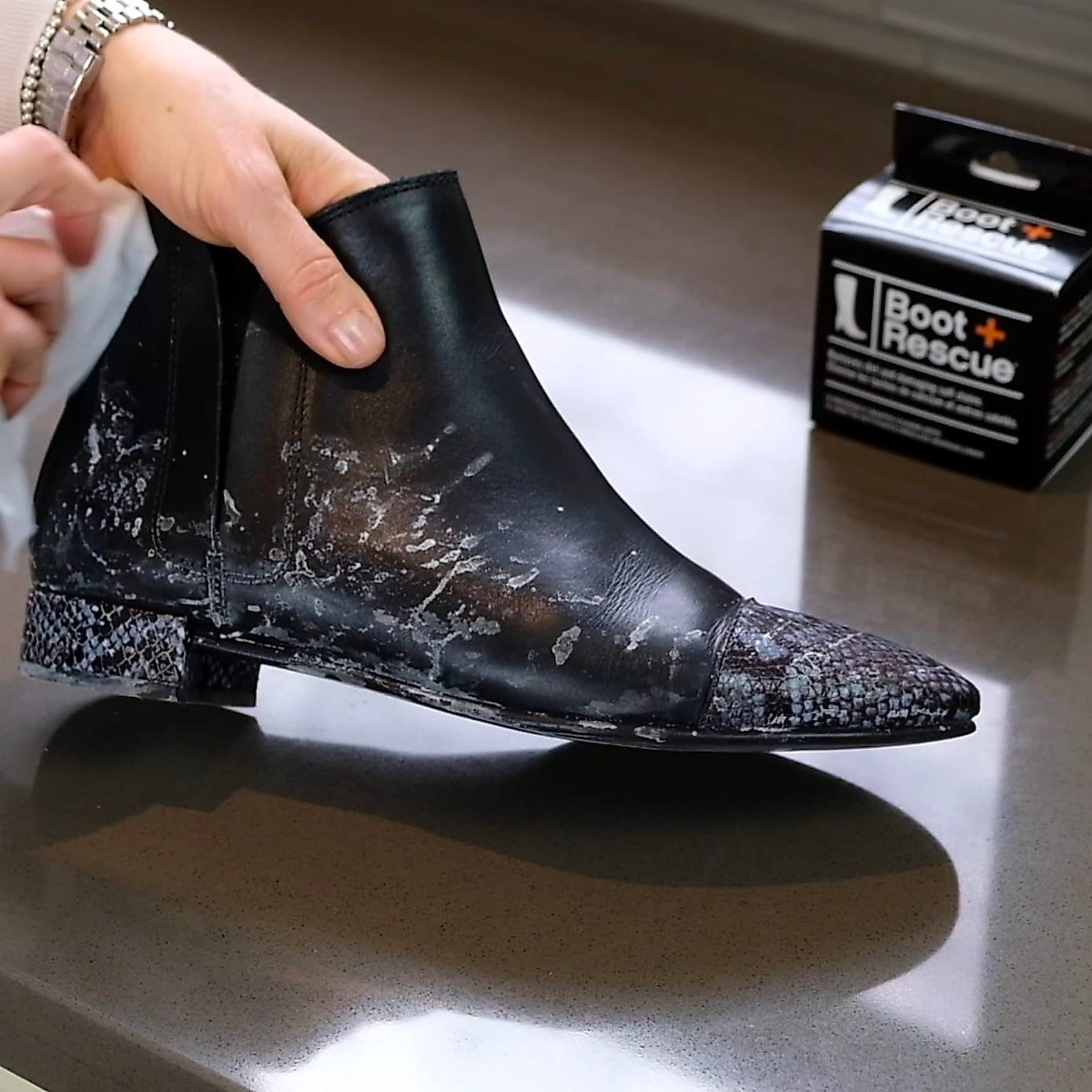 Boot Rescue All-Natural Cleaning Wipes. Remove Dirt & Damaging Salt Stains from Leather & Suede Shoes & Boots. Re-sealable Pack of 15 Wipes.