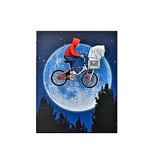 NECA - E.T. The Extra-Terrestrial 40th Anniversary 7″ Scale Action Figure – Elliott & E.T. on Bicycle