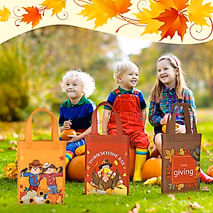 Abbylike 30 Pcs Thanksgiving Day Gift Bags Fall Non Woven Tote Bags Thanksgiving Party Favor Bags with Handle Waterproof Pumpkin Turkey Shopping Bags Reusable Gift Bag for Thanksgiving Party Supplies