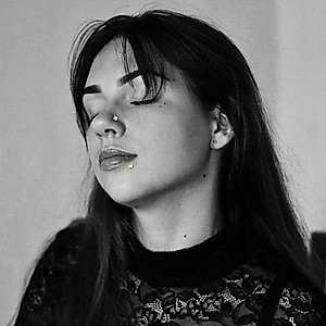 Drperfect 12 Pcs Lip Rings for Women Men 16 Gauge Stainless Steel Labret Studs Cartilage Forward Helix Tragus Earrings Monroe Medusa Piercing Jewelry