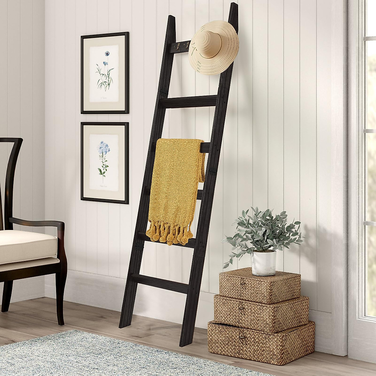 TEAKMAMA 6-Tier Blanket Ladder with Hooks, 5.4 Ft Wall Leaning Blanket Ladders for Living Room, Rustic Decorative Ladder for Blankets, Quilts, Farmhouse Decor Ladder Shelf, Easy to Assemble, Black