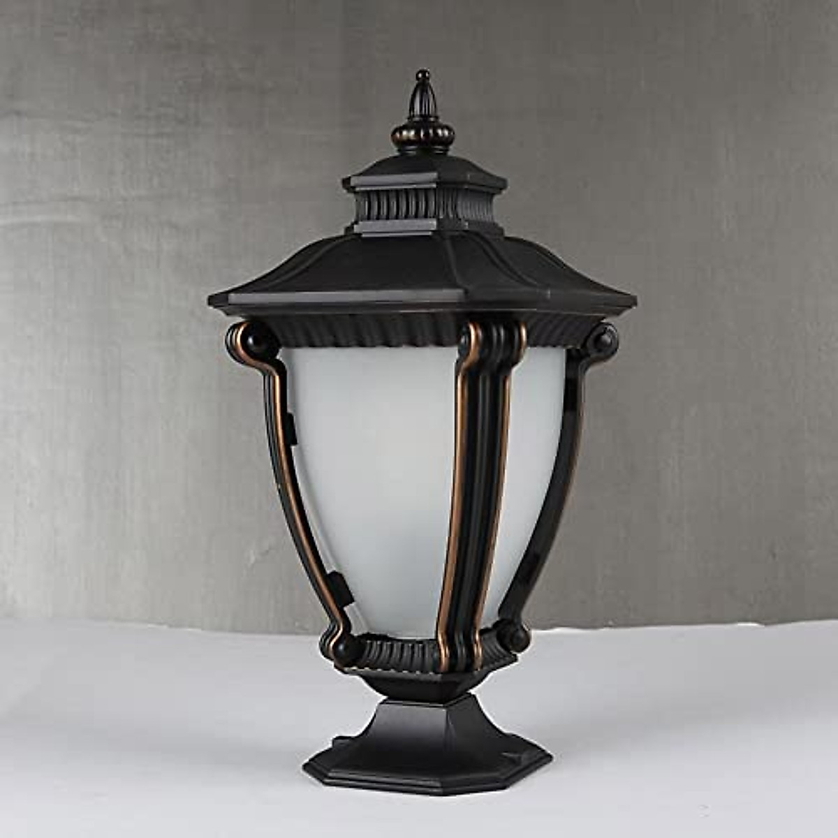 MODEBHD Continental Aluminum Bronze Glass Lantern Outdoor Table Lamp Column Light Aluminum IP54 Waterproof Villa Patio Park Garden Lawn Street Post Light E27 Decoration Illumination Bollard Lamps