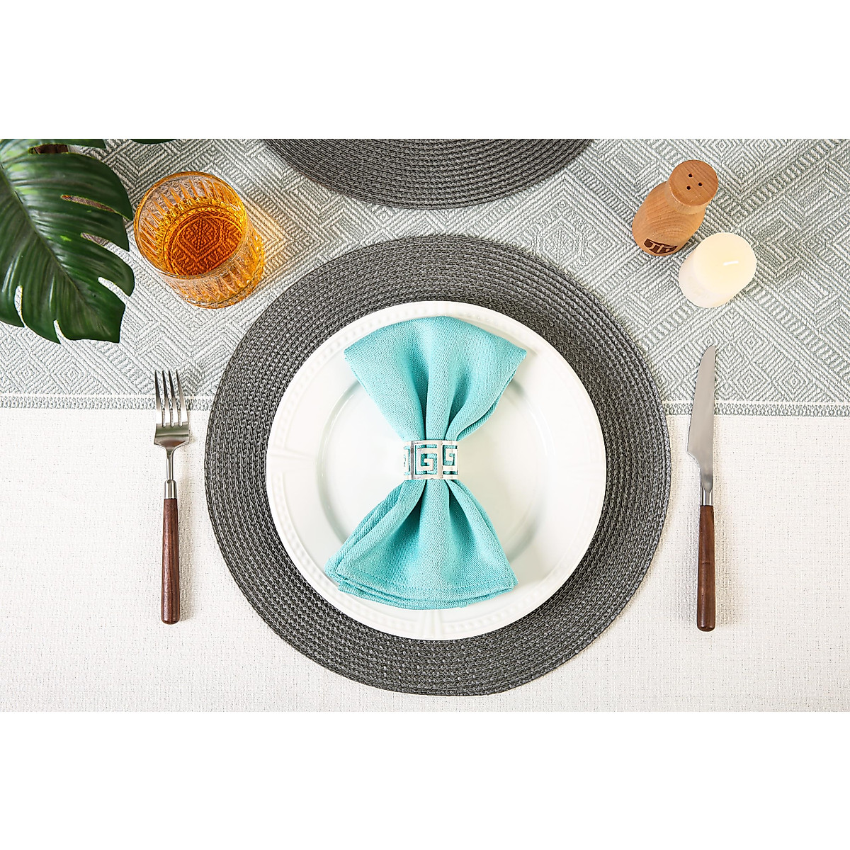 BAOFIN Round Braided Placemats Set of 6, Table Mats for Indoor and Outdoor Dining Table, Washable Woven Non-Slip Placemats, 15 inches (Gray)