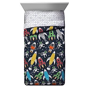 Jay Franco Space 5 Piece Full Bed Set - Includes Comforter & Sheet Set- Bedding Features Spaceships & Rocketships - Super Soft Fade Resistant Microfiber