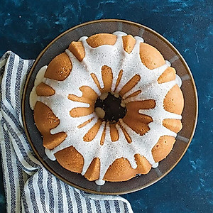 Tosnail Set of 3 Non-Stick Fluted Cake Pan, Tube Pan Round Cake Pan Steel Baking Pan Instant Pot Bakeware - 7", 8.5", 9.5", Red