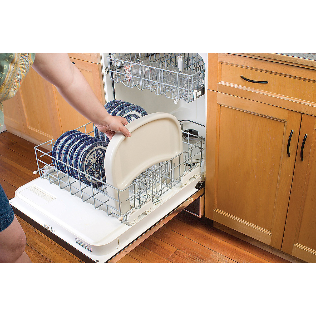 Summer Deluxe Comfort Folding Booster Seat, Pink