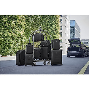 Victorinox Crosslight City Daypack - Professional Business Backpack for Daily Use - Lightweight Laptop Backpack - Black