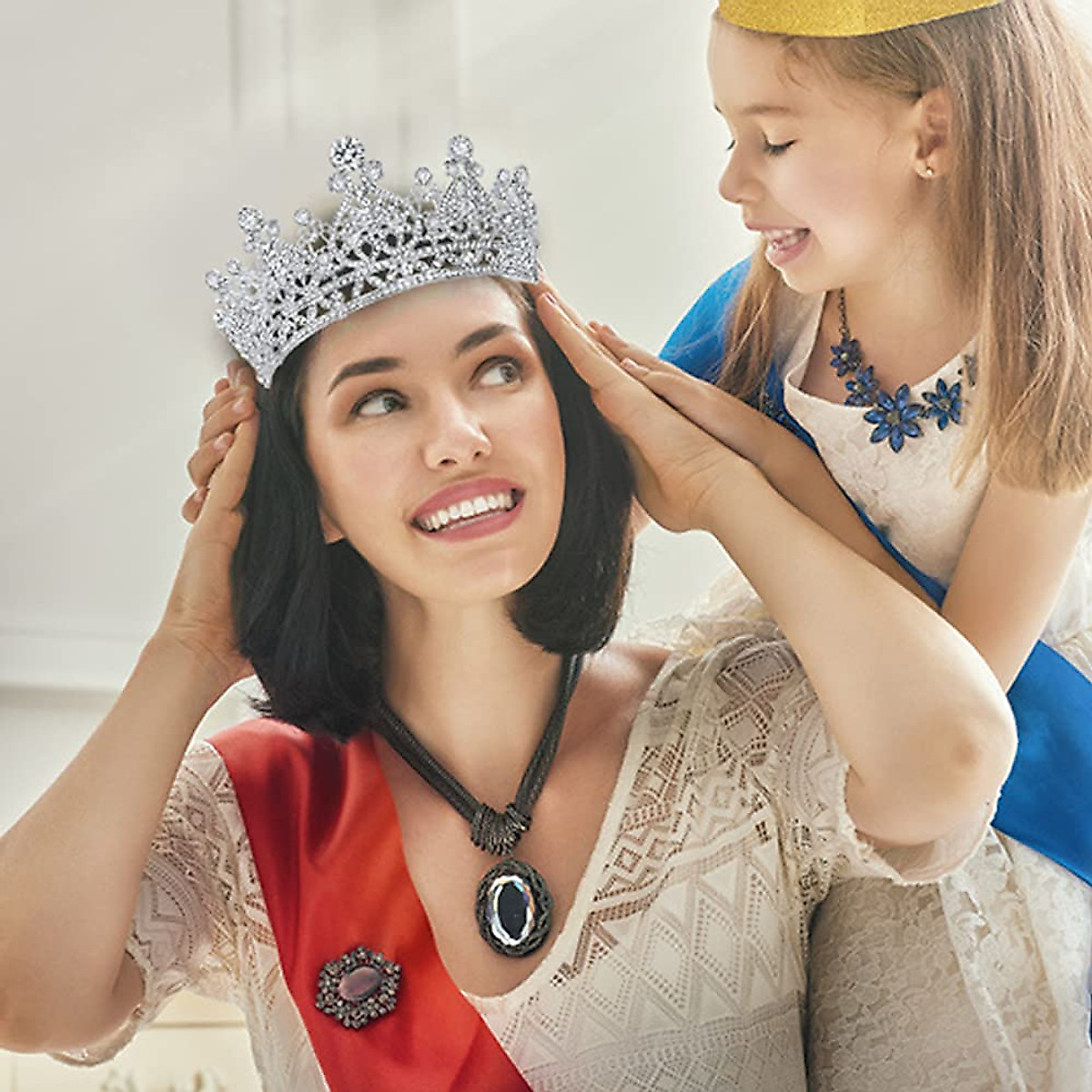 AOPRIE Victoria 1870s Crown for Women Silver Crystal Tiara for Girls Queen Crowns and Tiaras princess Hair Accessories for Wedding Prom Bridal Party Halloween Costume Christmas birthday Gifts