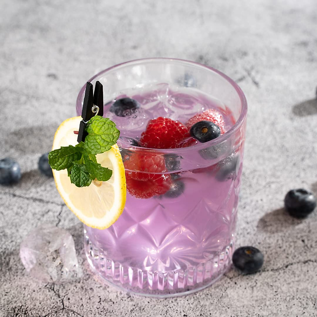 Restaurantware 1.2 Inch Black Clothespins 500 Mini Clothespins - Disposable Sturdy Black Bamboo Wooden Clips Food Grade For Appetizers Garnishes Cocktails