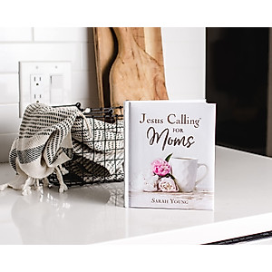 Jesus Calling for Moms, Padded Hardcover, with Full Scriptures: Devotions for Strength, Comfort, and Encouragement (A 50-Day Devotional)