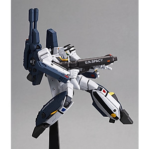 Revoltech: 036 Macross VF-1S Roy Focker Valkyrie Action Figure by Kaiyodo
