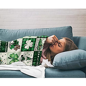 OneHoney St. Patrick's Day Blanket Super Soft Flannel Fleece Throw Blankets Gnomes Farm Truck Clover Throws Lightweight Cozy Warm Plaid Bed Blanket Fuzzy Plush Microfiber Blankets for Couch Sofa