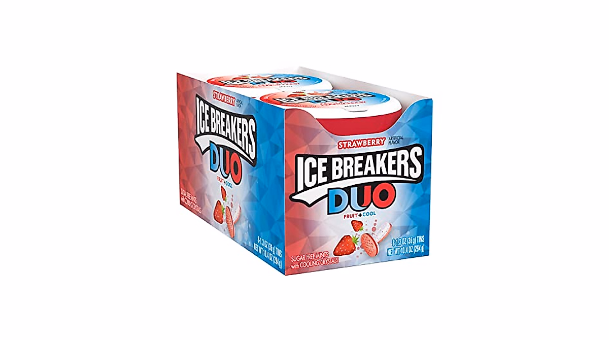 ICE BREAKERS Duo Cool Strawberry Mints - Sugar Free Treats