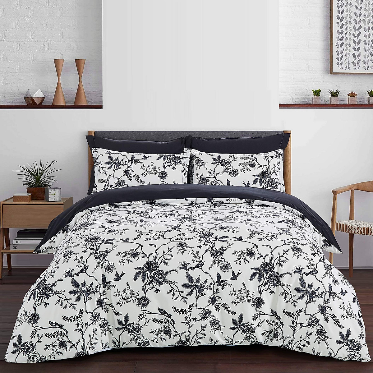 Chanasya Premium French Toile Cover Set - Duvet Cover (104” x 90”) & 2 Pillow Shams (20” x 36”) - 3-Piece Set, King Size, White Charcoal