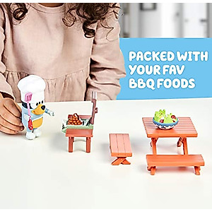 Bluey Dad Backyard BBQ - Bandit 2.5" Figure with Backyard Playset, Multicolor, 13030