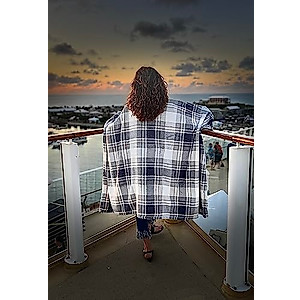 Cozy Winter Fall Grey Throw Blanket: Soft Shades of Gray White Beige Plaid Plaid Design Accent for Sofa Couch Chair Bed Dorm