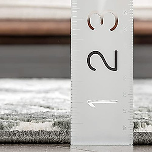 Well Woven Niria Grey Moroccan Tribal Diamonds Soft High-Lo Pile Area Rug (5'3" x 7'3")