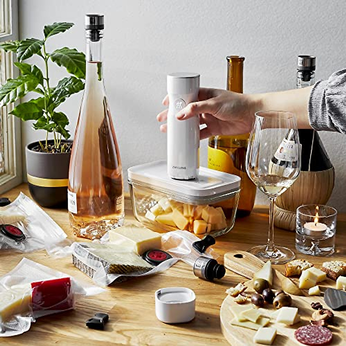 ZWILLING Fresh & Save Handheld Vacuum Sealer Machine for Easy Storage