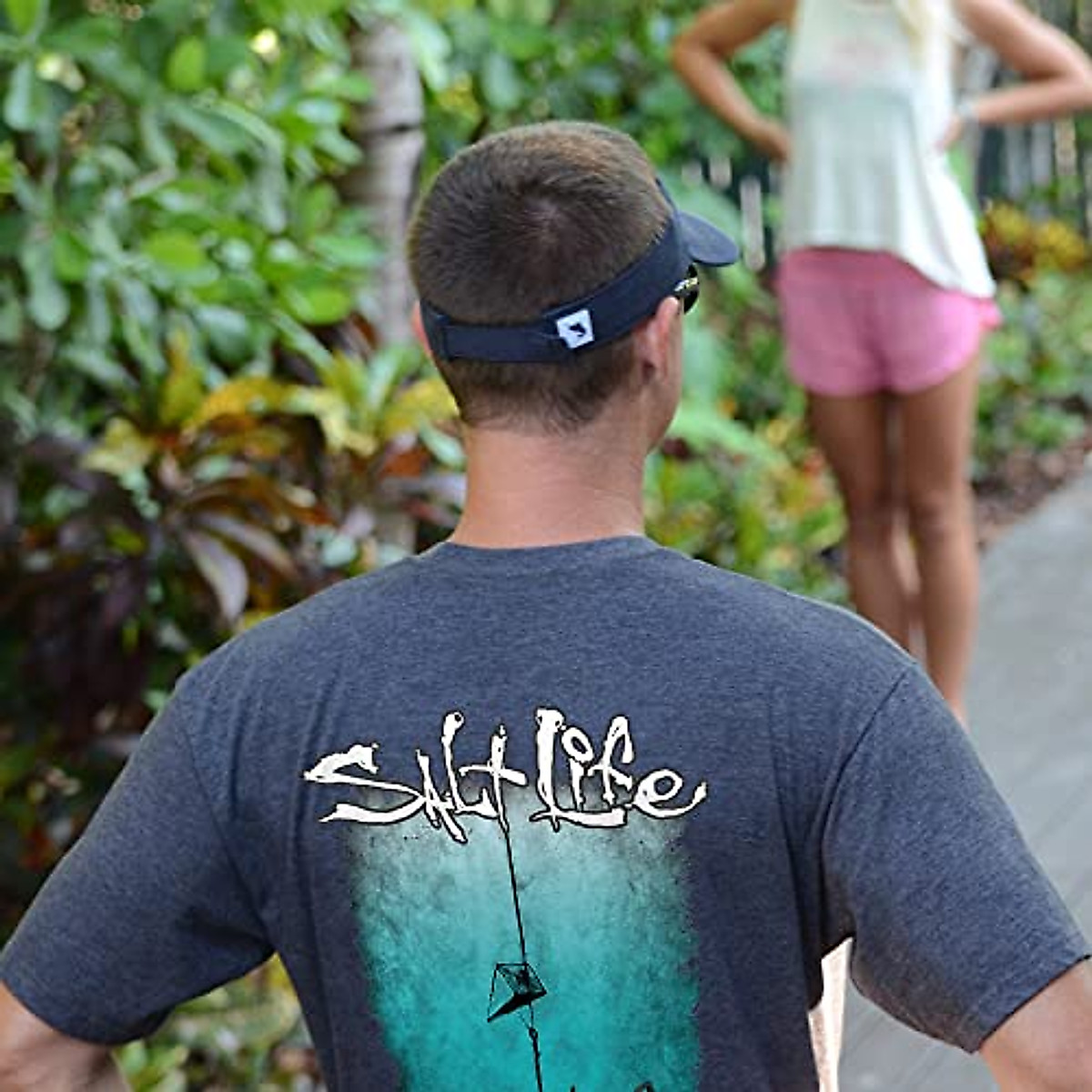 Salt Life mens Hook Line and Sinker Fade Short Sleeve Classic Fit Shirt, Charcoal Heather, X-Large