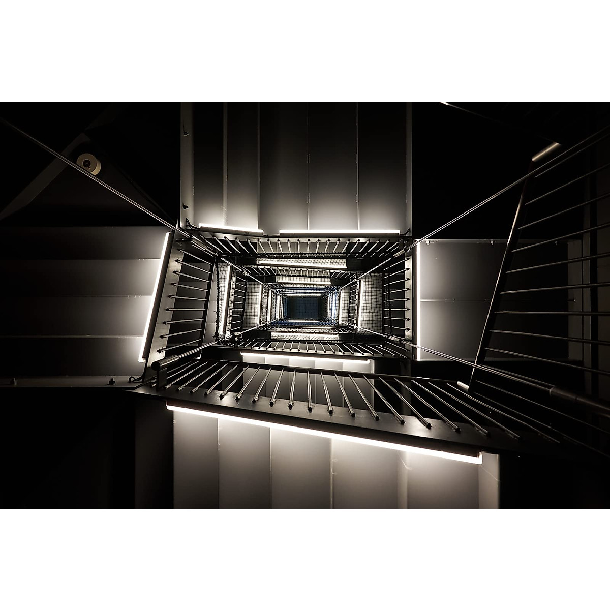 Nikon Z fc DX-Format Mirrorless Camera Body w/NIKKOR Z 28mm f/2.8 (SE) (Renewed)