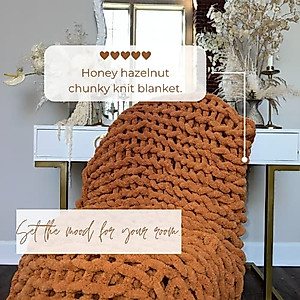 Kaffrey 50 x 60 Inches, 4.2 lb, Chunky Knit Blanket, Luxury Hand-Knitted Chenille Throw Blanket, Soft and Cozy Giant Knitted Blanket, Machine-Washable and Non-Shedding, Honey Hazelnut