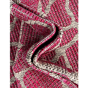 Unique Loom Outdoor Safari Collection Area Rug - Giraffe (2' x 3' Rectangle Magenta/Ivory)