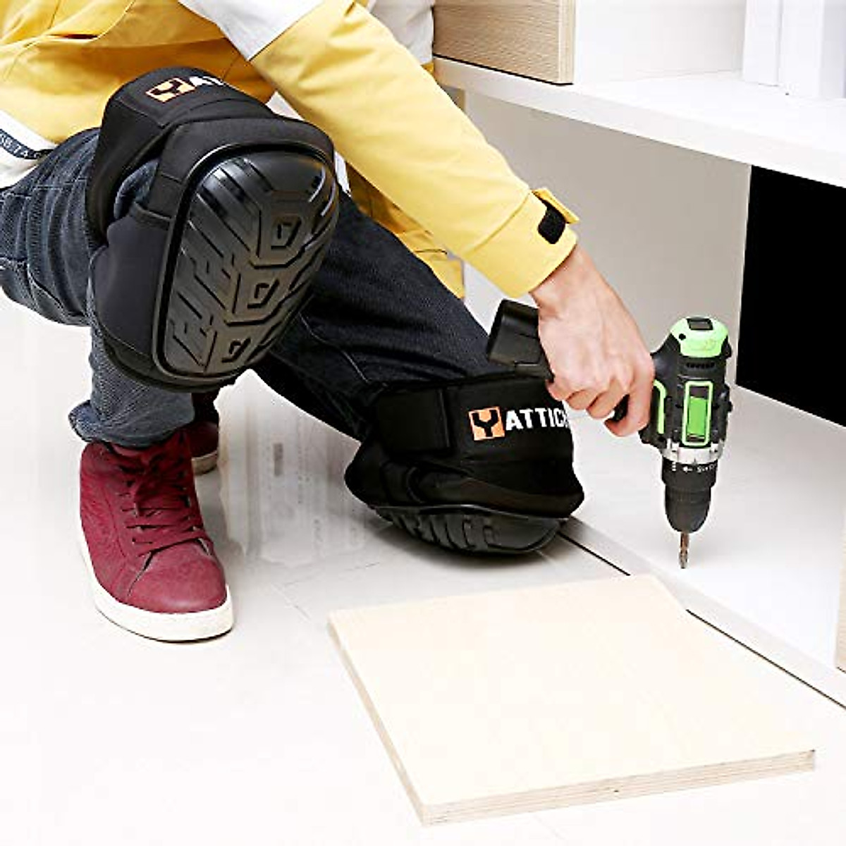 Drywall Sander, YATTICH Electric Motor Sander, 7 Variable Speed, 1000-1850RPM With LED Light, Extendable Handle, 12 Sanding Discs, with Automatic Dust Removal System and Carrying Bag, YT-918