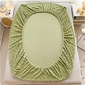 Lyvara Luxury Mattress Covers,Lyvara Magic Mattress Covers,Lyvara Magic Mattress Cover,Velvet Mattress Cover, Milk Velvet Checkered Bedding Mattress Cover (Green, Full)