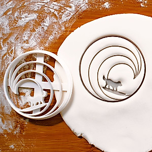 Surfer Dog Cookie Cutter, 1 piece - Bakerlogy